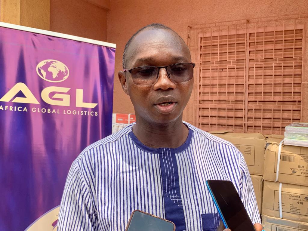 Burkina : 360 enfants ont bénéficié de kits scolaires de Africa Global ...