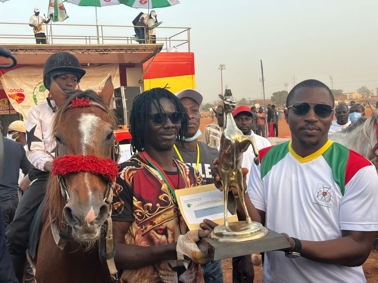 Burkina/Sports équestres : Le Grand prix du président du Faso attire ...