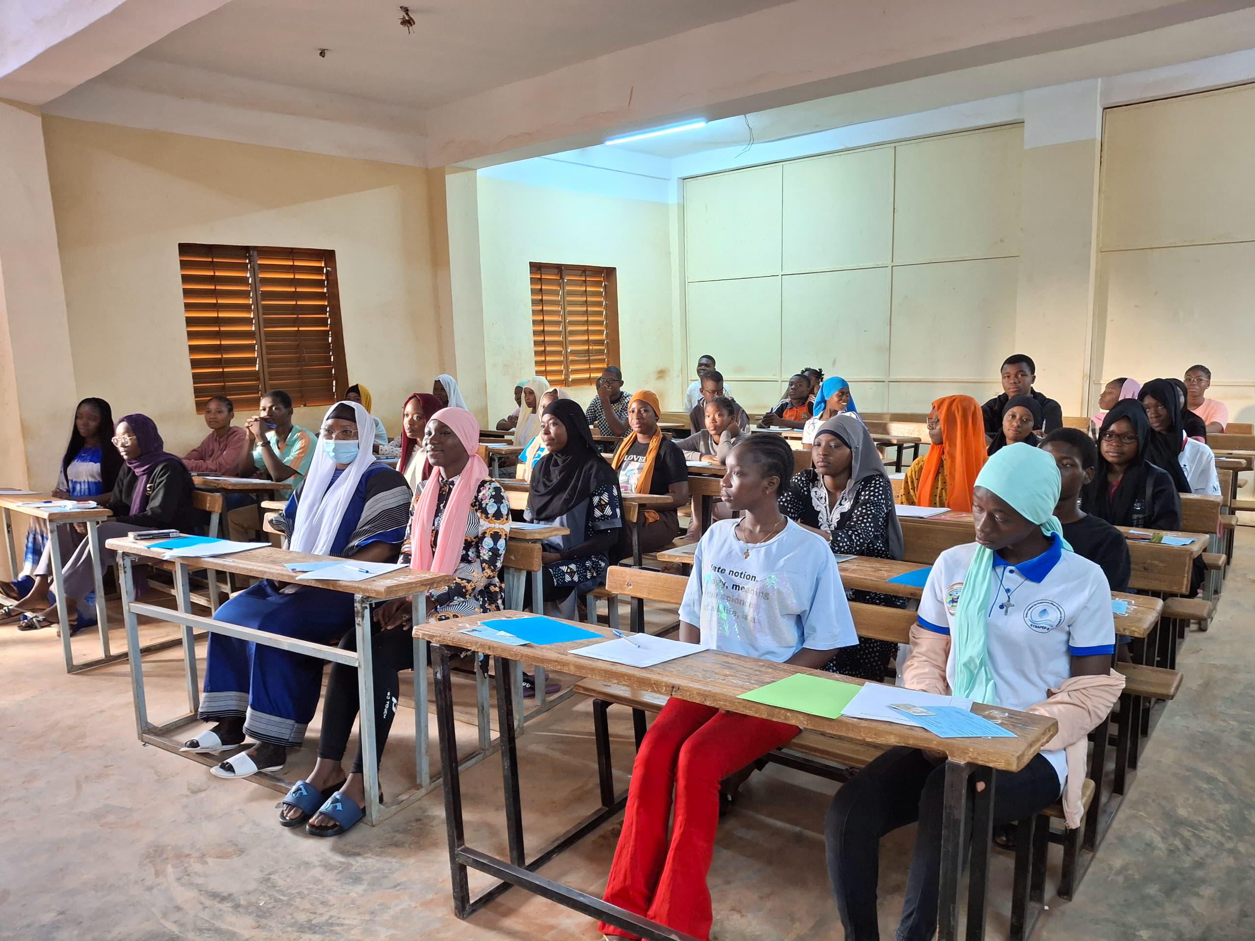 Burkina/ Hauts-Bassins : Le coup d’envoi des épreuves du BEPC-BEP-CAP ...