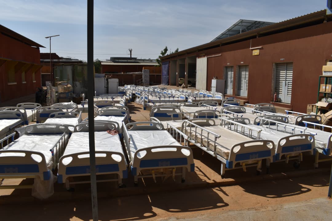 Le CHR de Dori reçoit un souffle nouveau : Un don majeur du PNUD pour ...