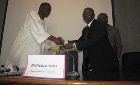 Direction générale d’APEX Burkina : Sibiri Sanou passe le témoin à ...