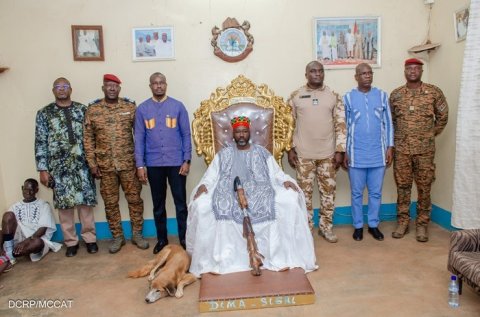 Des fétiches et de la science : Le ministre de l'éducation et de la ...