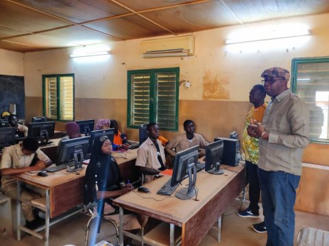 Burkina/Technologie : Orange Digital Center (ODC) lance une caravane de formation Super Codeurs ...