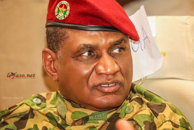 Burkina : Le colonel DIALLO MOUSSA des forces armées nationales est ...